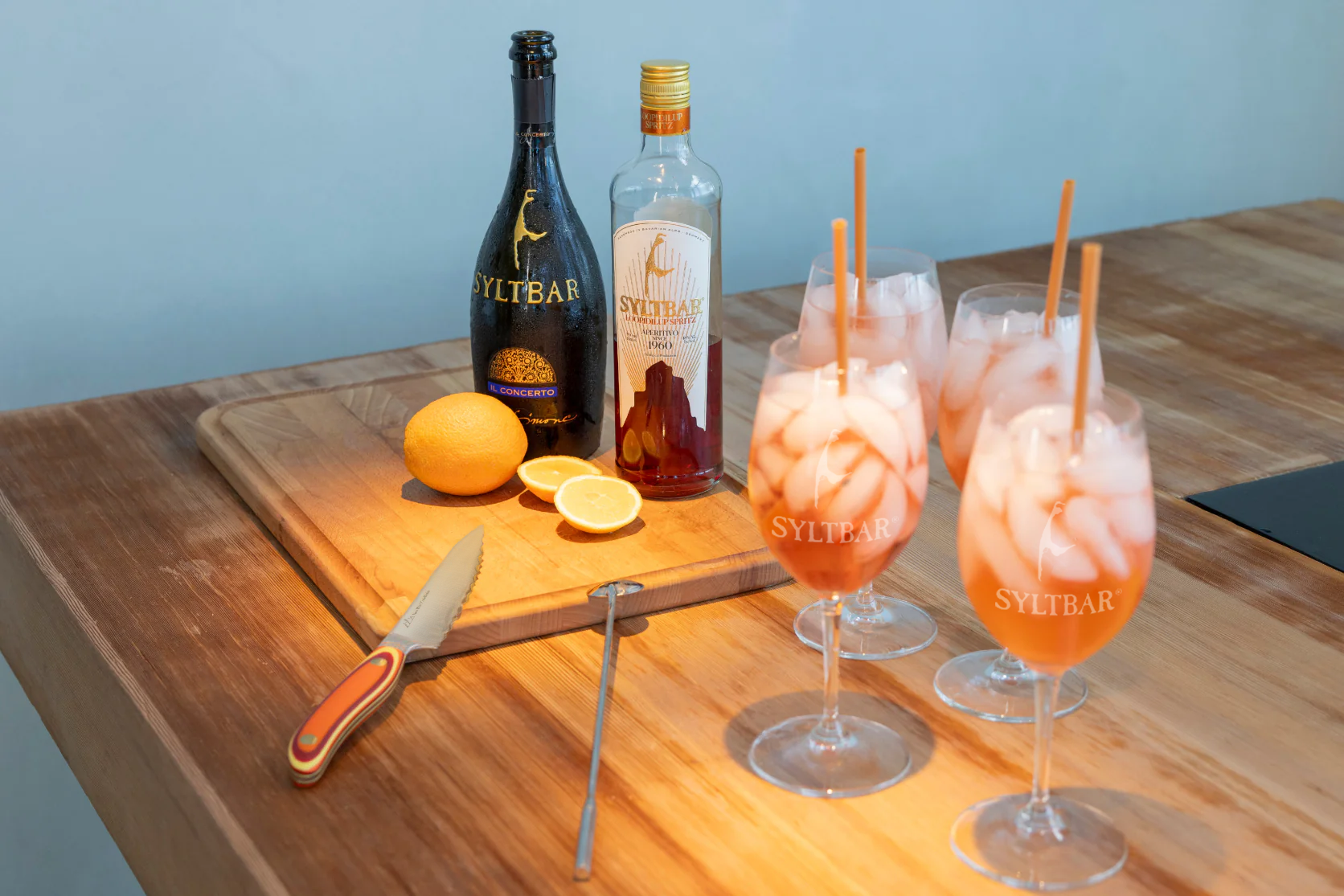 What Is an Aperol Spritz? Everything You Need to Know About This Class ...